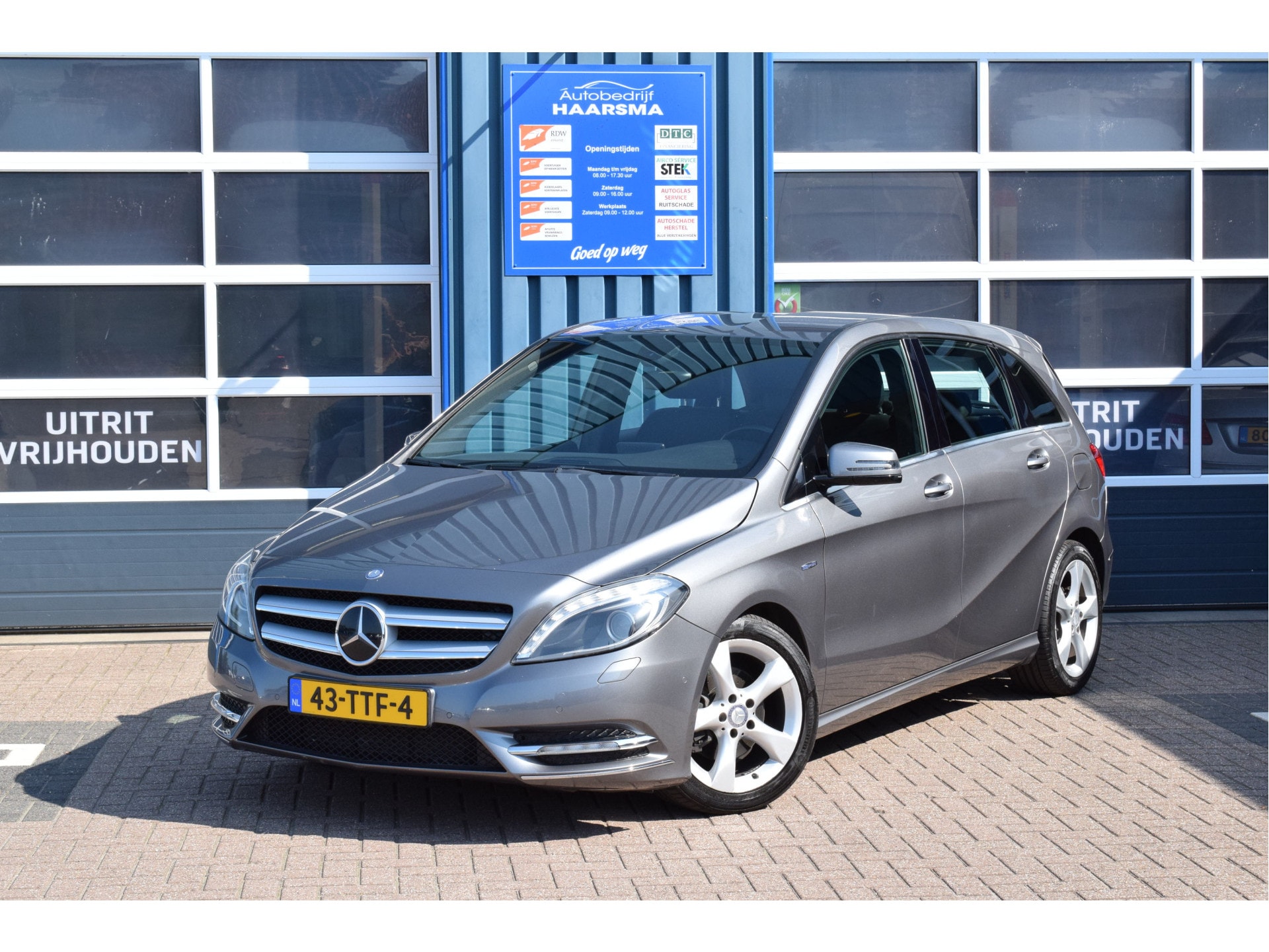 Mercedes-Benz B-klasse Benzine [43-TTF-4] | AutoTrack.nl