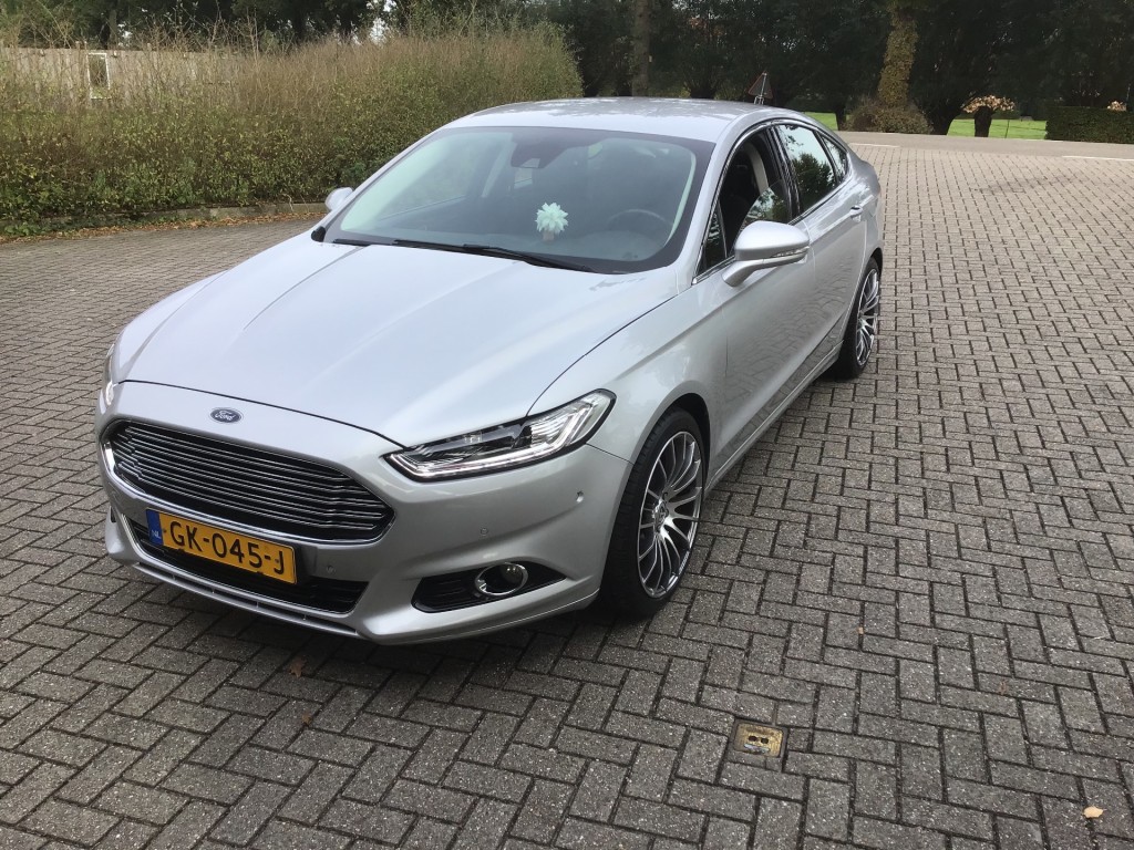Ford Mondeo Benzine [GK-045-J] | AutoTrack.nl