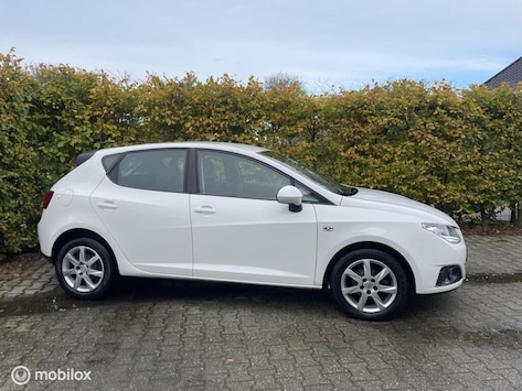 SEAT Ibiza Diesel [38-LZF-2] | AutoTrack