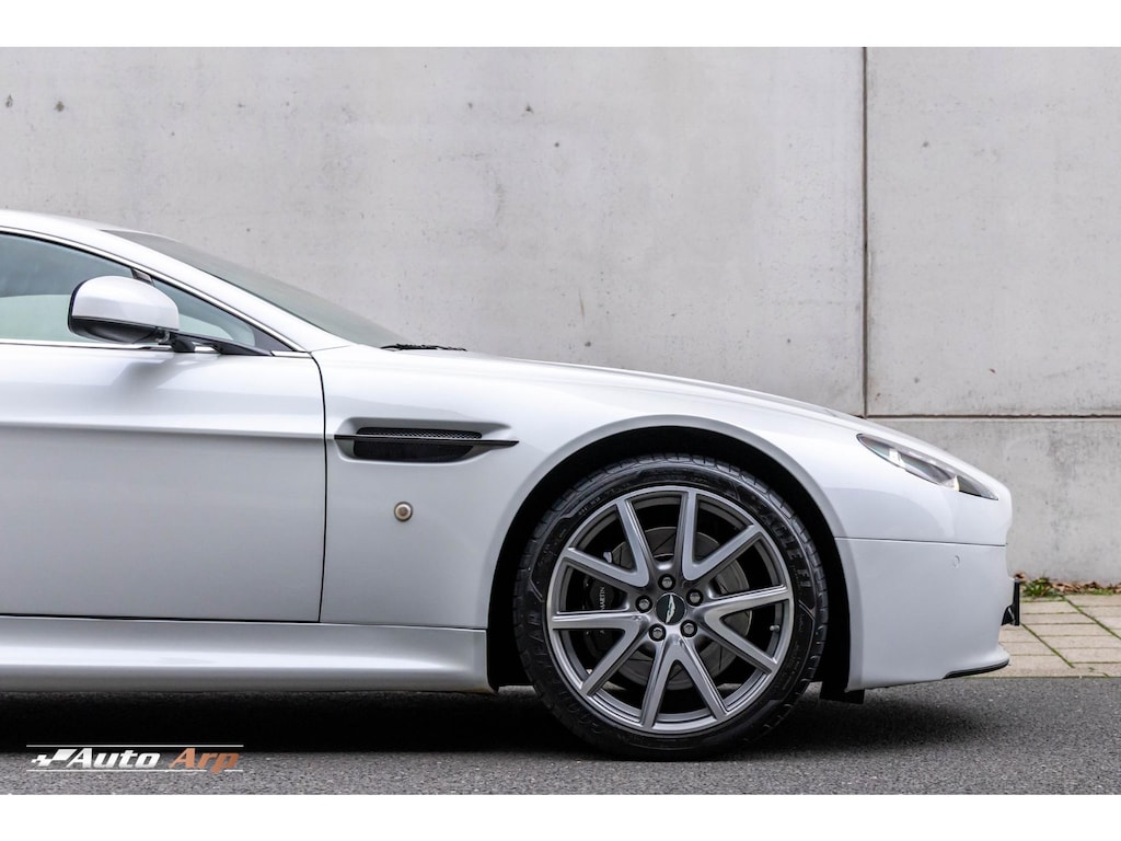 Aston Martin V8 Vantage occasion 2011 in Bleiswijk - AutoWeek