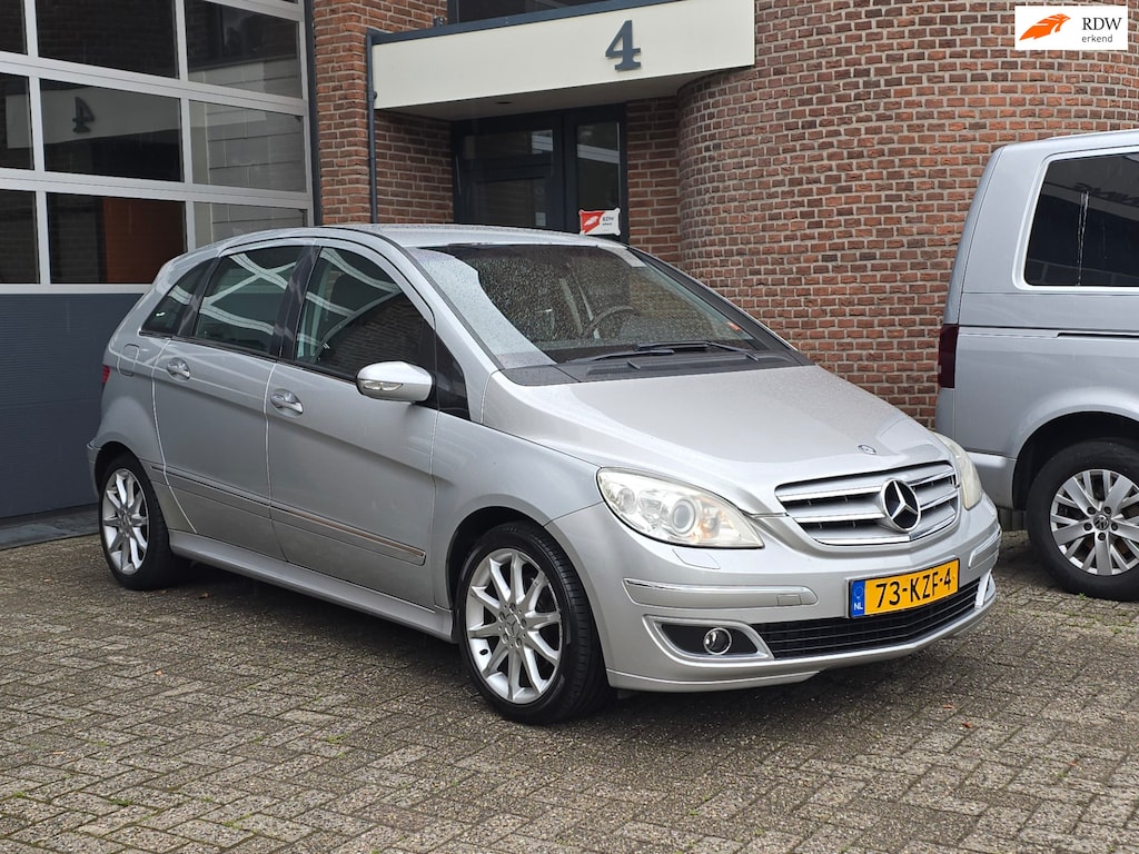 Mercedes-Benz B-klasse Benzine Automatisch in Ridderkerk kopen? - AutoWeek