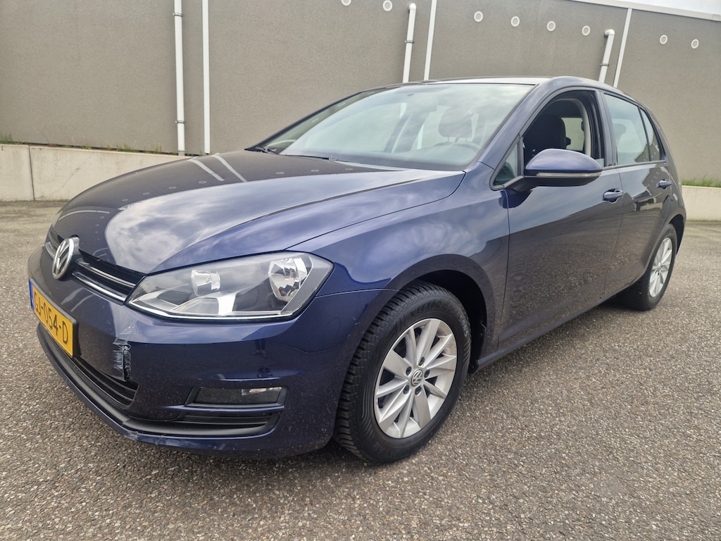 Volkswagen Golf Benzine Handmatig in Terneuzen kopen? - AutoWeek