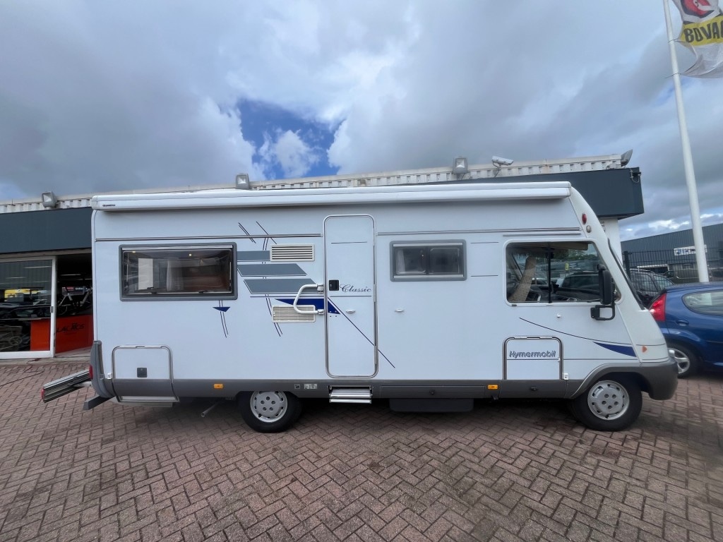 HYMER BC 655 Diesel Handmatig in Hellevoetsluis kopen? - AutoWeek