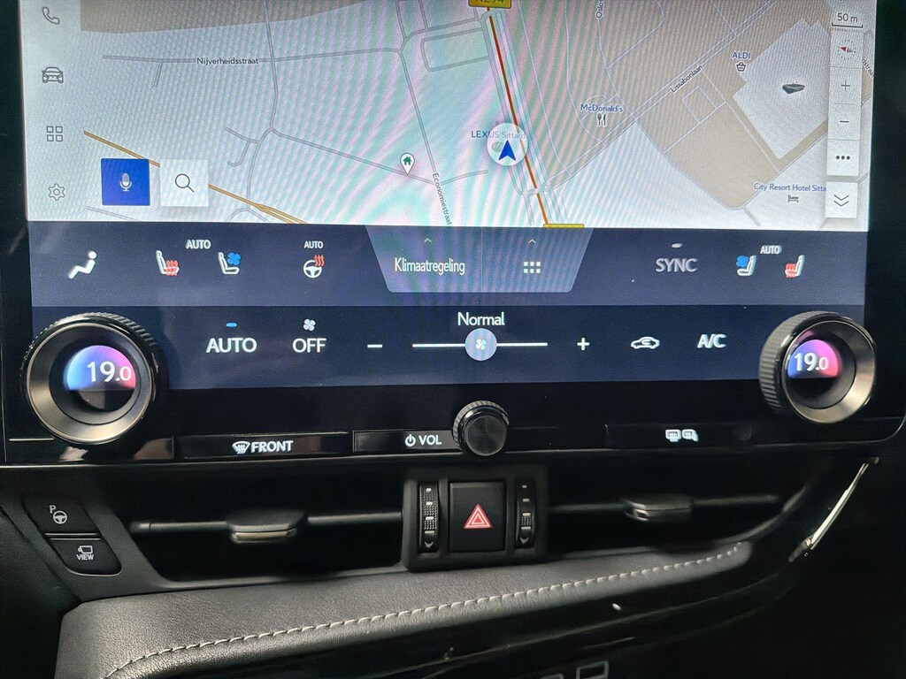 Lexus NX Elektro/Benzine Automatisch in Sittard kopen? - AutoWeek