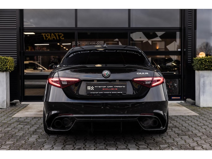 Alfa Romeo Giulia Benzine Automatisch in Dronten kopen? - AutoWeek